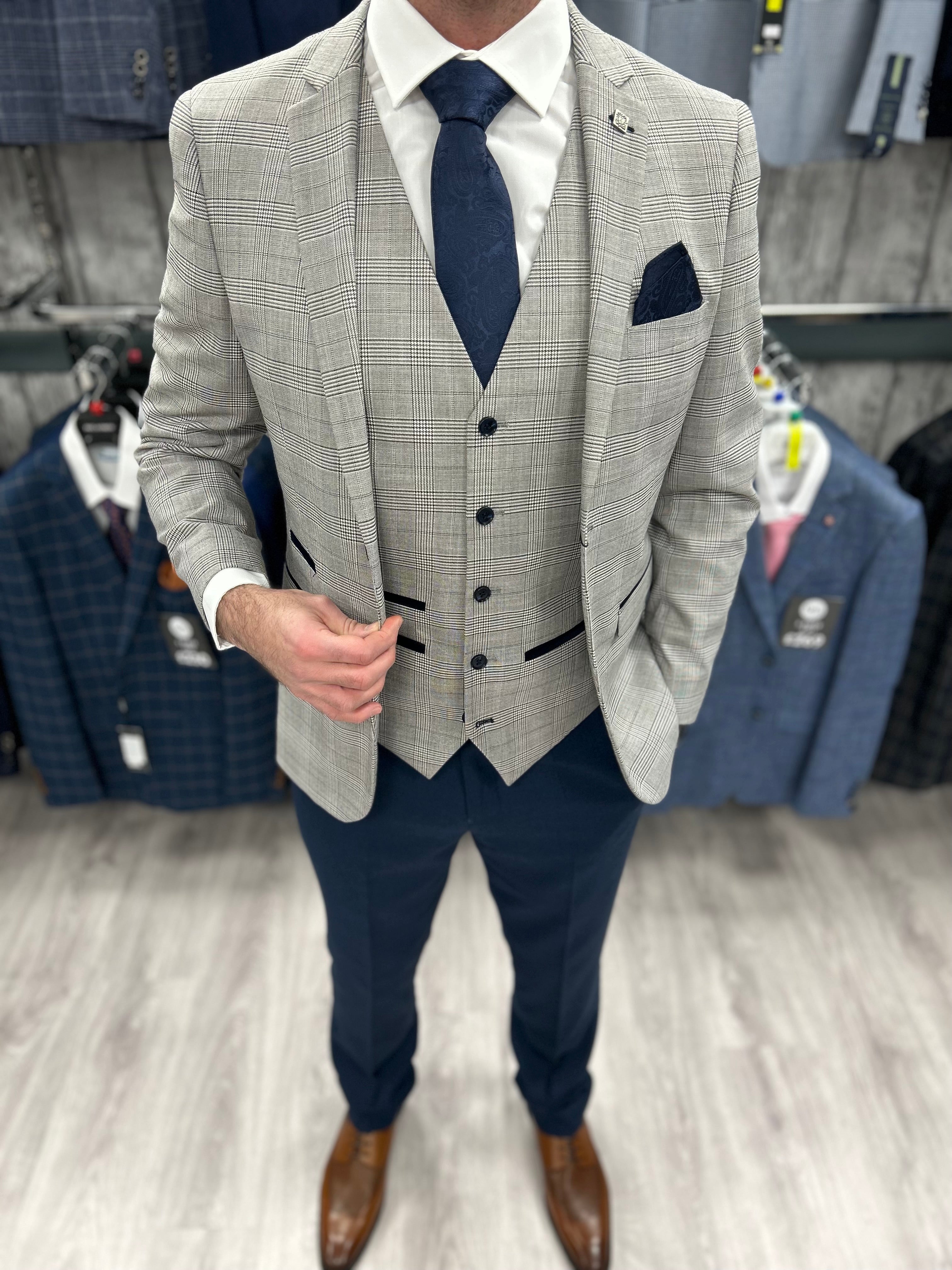 Men's Suits – MJ's Menswear Derry